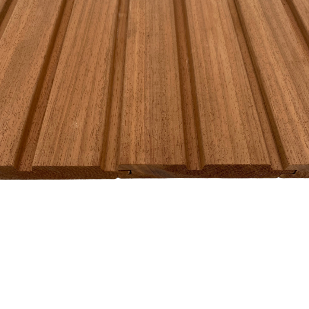 Ayous dubbele Rhombus 21x126mm - Ayous Houten Gevelbekleding